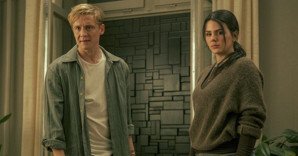 ‘Brick’ review: A German couple hits the wall in satisfying Netflix ...