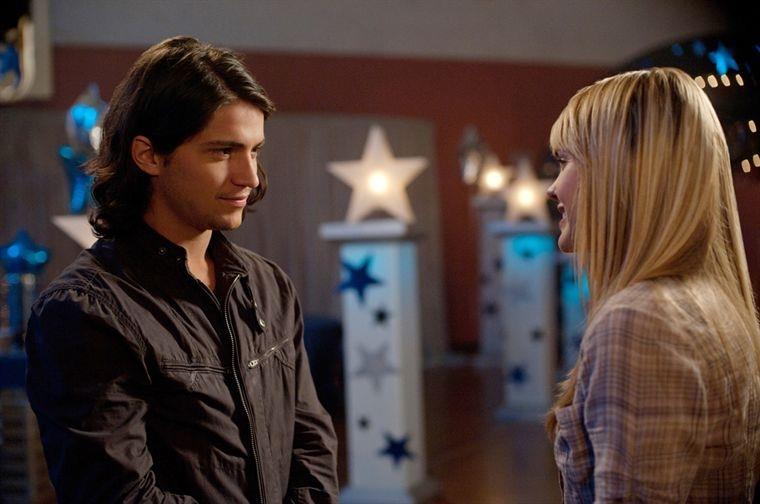 Prom | Reviews | Screen