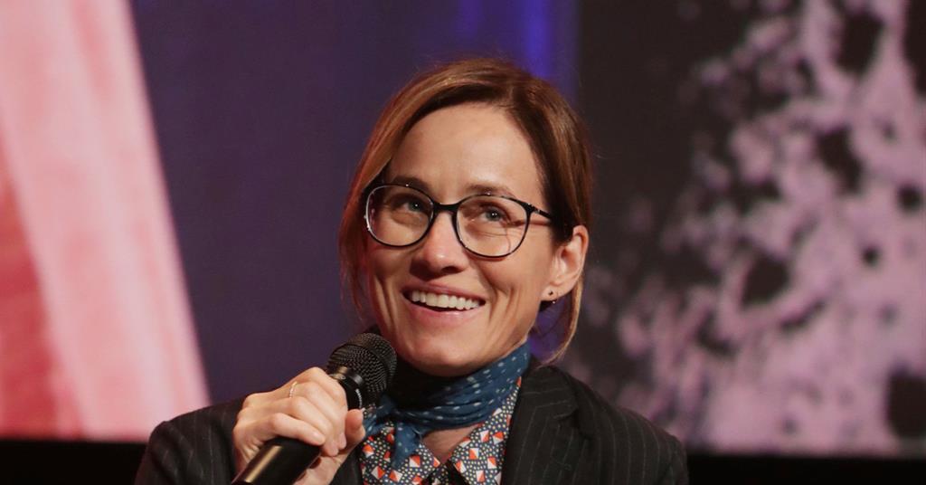 Obsessive research and over 90 sets: creating the look of ‘Elvis ...