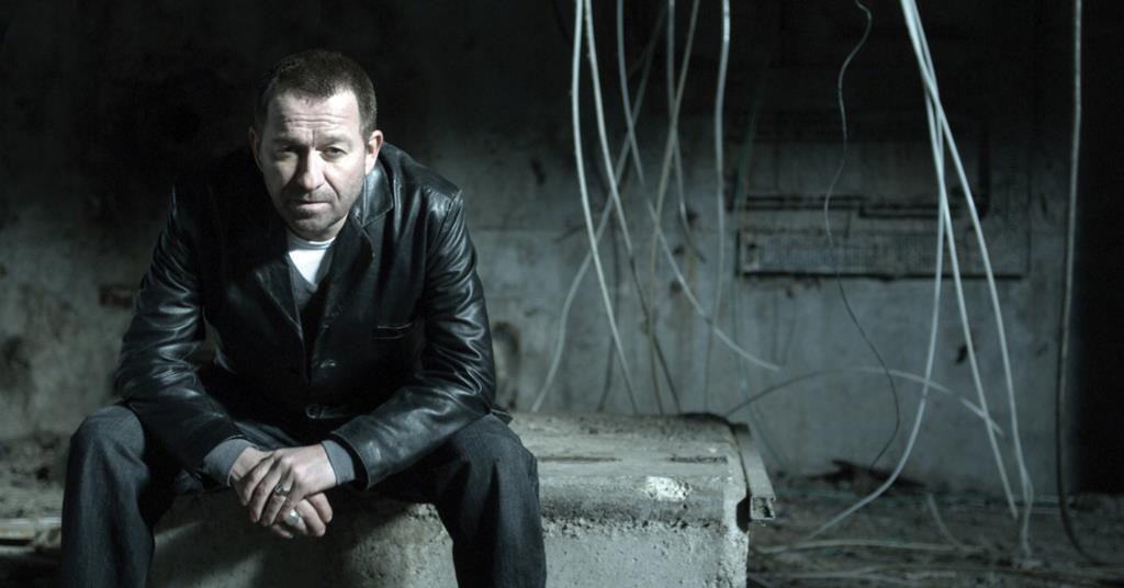 Four | Reviews | Screen