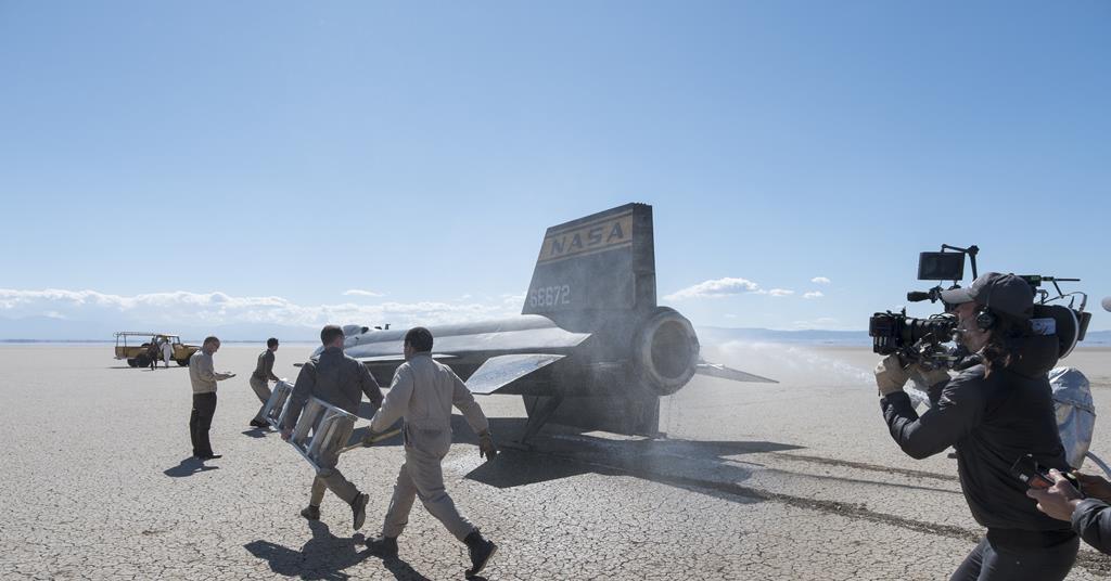 'First Man' cinematographer Linus Sandgren on creating the film's ...