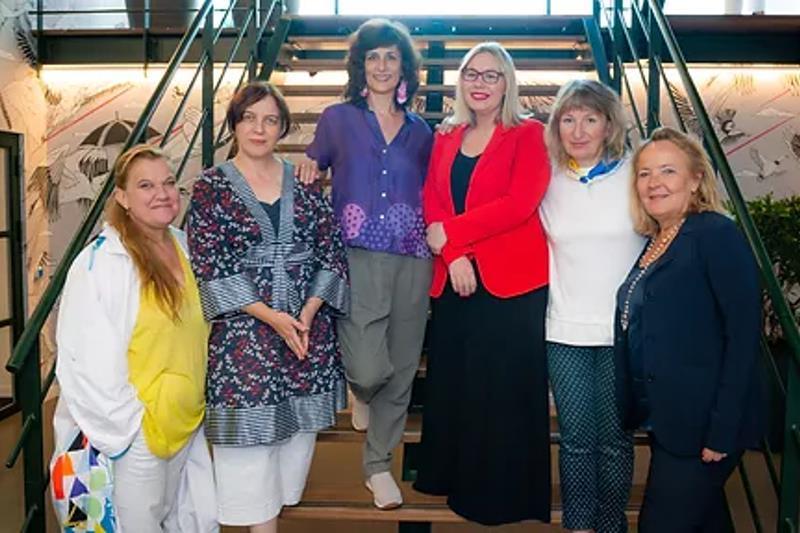 Irish producer Anna Mannion wins Netflix, European Producers Club women ...