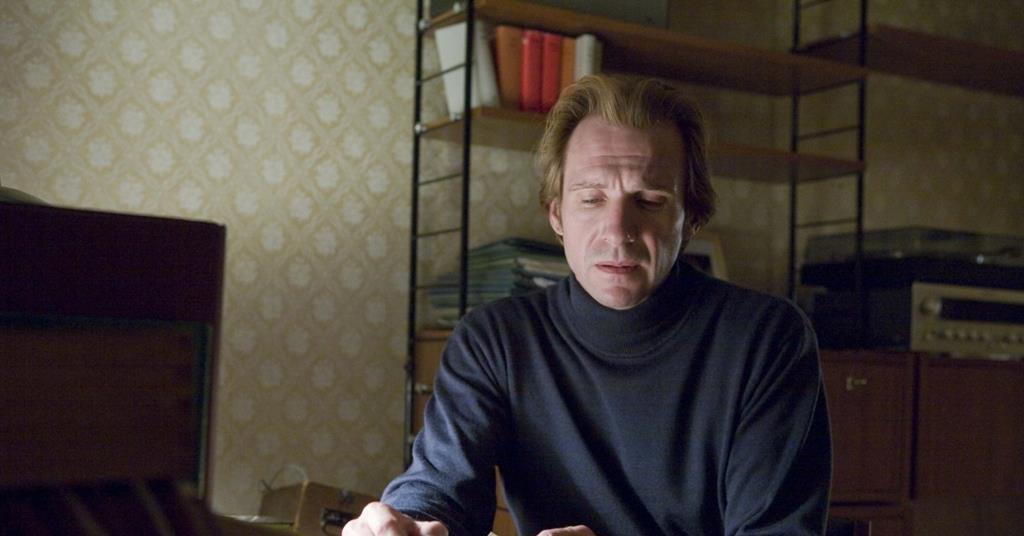 The Reader | Reviews | Screen