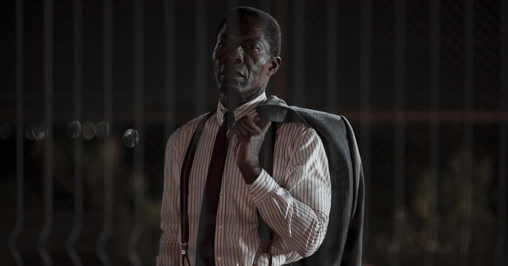 ‘The Fence’ review: Isaach de Bankolé roots Claire Denis’ atmospheric ...