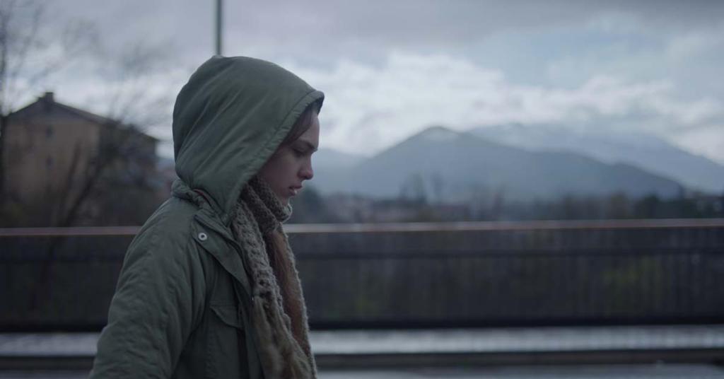 Chlorine | Reviews | Screen