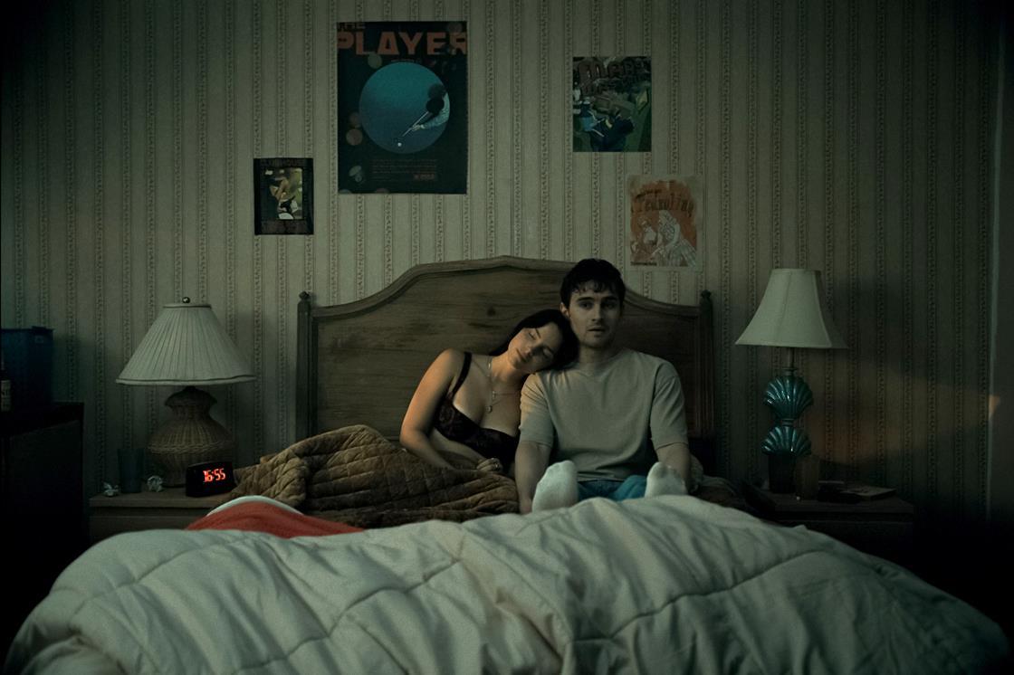 ‘Obsession’ review: Curry Barker puts an incisive, schlocky spin on the ...