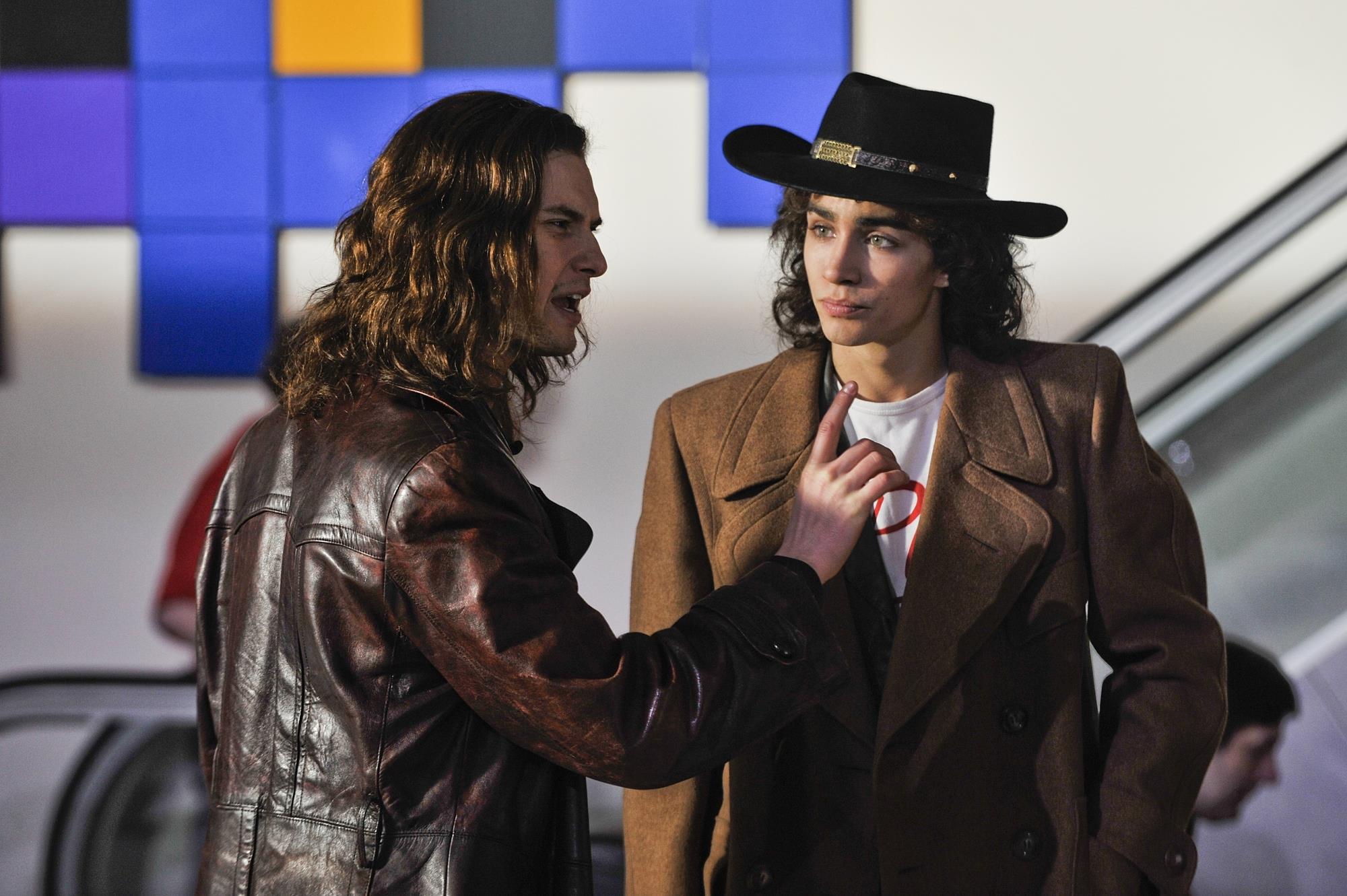 Killing Bono | Features | Screen