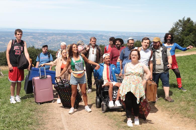 French hit ‘A Little Something Extra’ sells to key territories ...