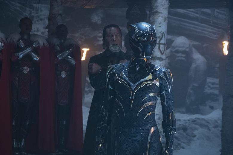 How Ruth E Carter pays tribute to T’Challa through the outfits in ...