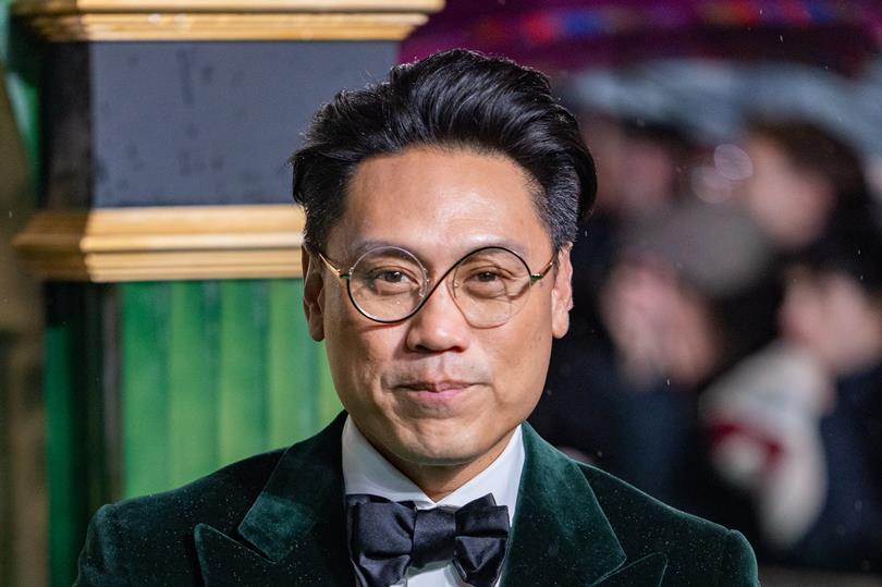 Jon M Chu breaks down four key scenes from ‘Wicked’: "everything had to have a little spin on ...